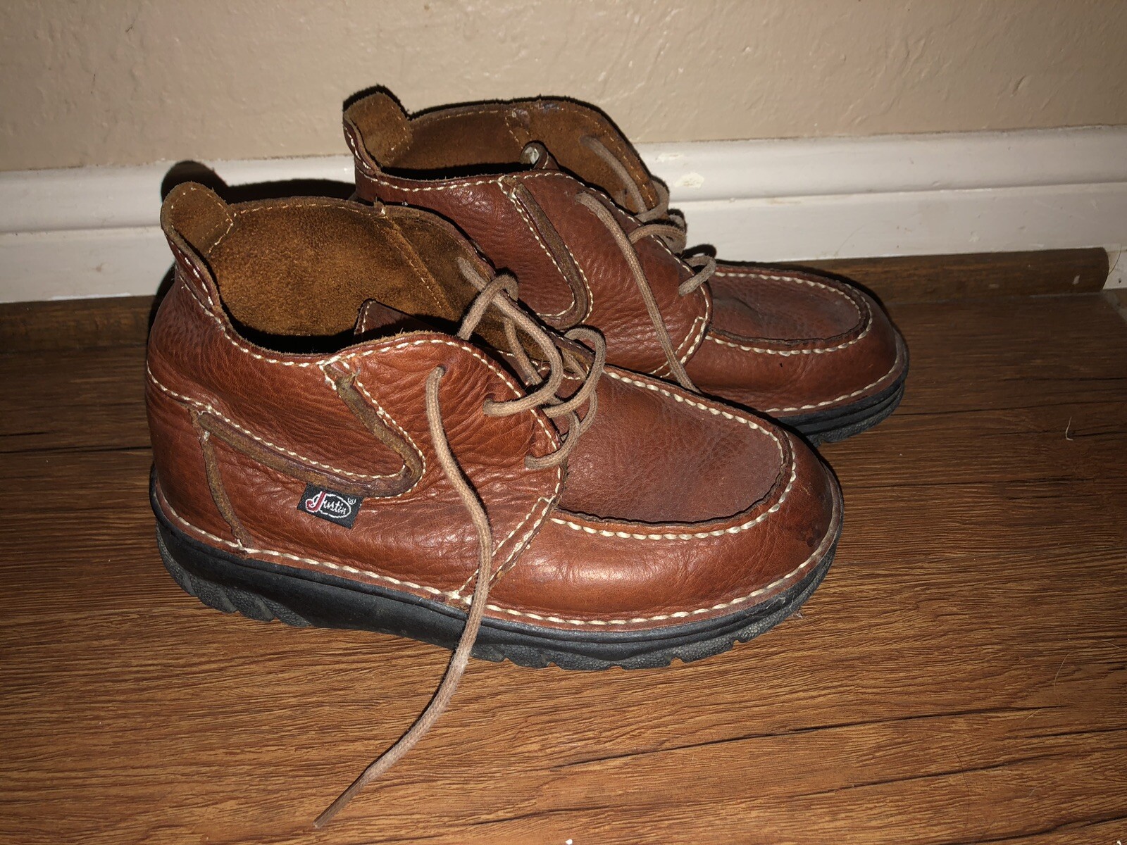 Justin Boots Womens/Childs, Brown Lace Up Work Boots , Size 5.5 M style ...