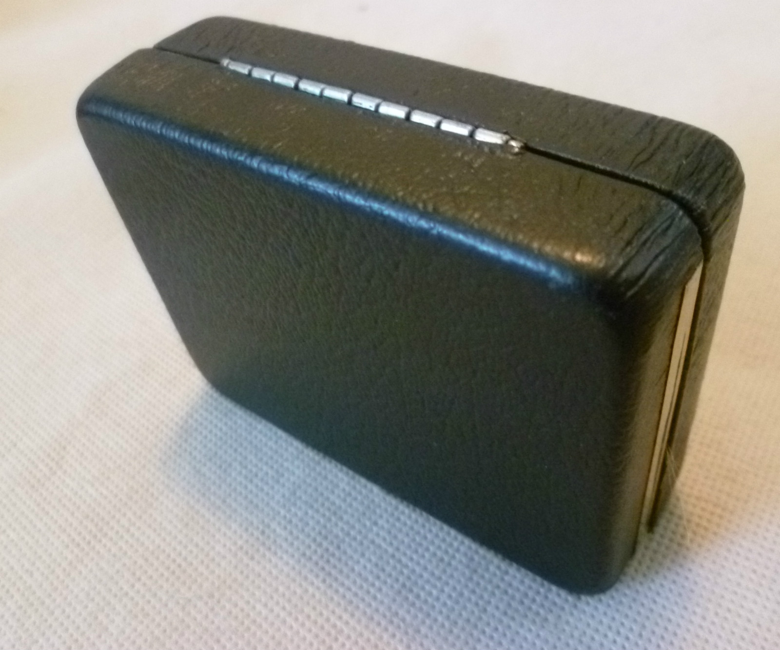 Vintage Jewellery - Carlton Goldtone Men's Cufflinks - Silvertone ...