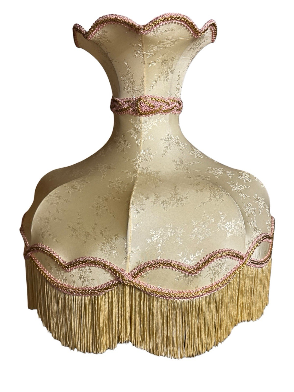Victorian Style 20-Inch Lampshade Cream Pink Gold | Collectibles