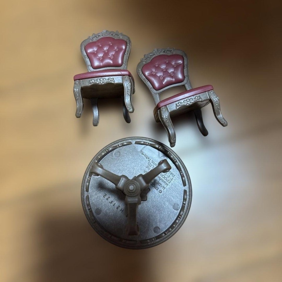 Classic style red chairs and table set | eBay