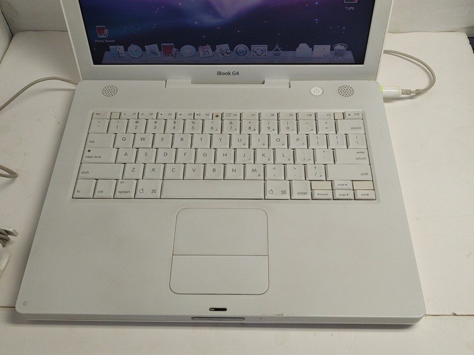 Apple iBook G4 2004 A1055 1.07 GHz PowerPC G4 Excellent Cond. Working ...