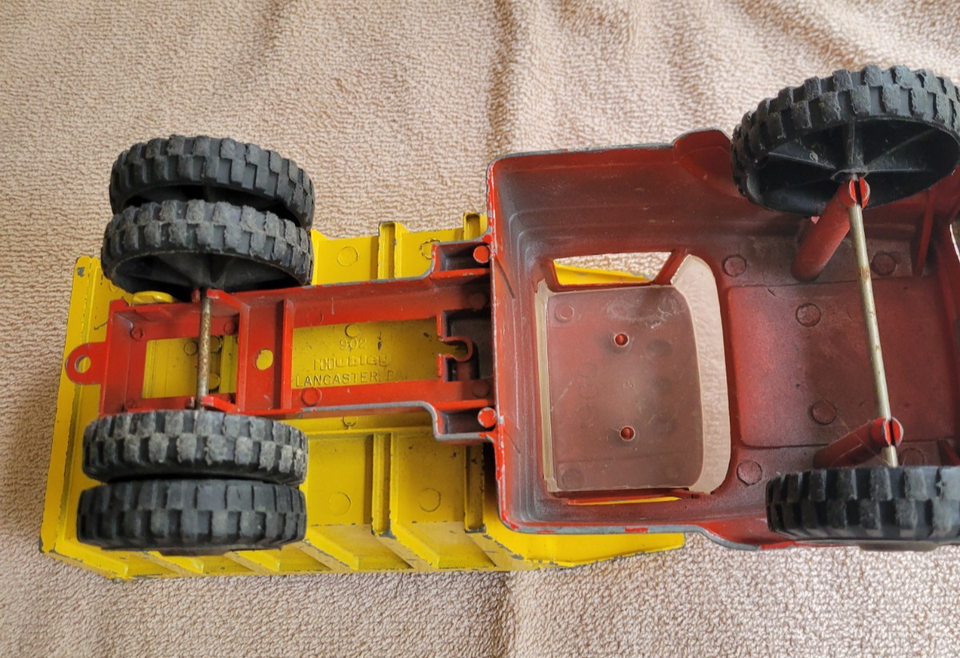 VINTAGE PRESS STEEL HUBLEY MIGHTY METAL 900 DUMP TRUCK FROM LOCAL ...