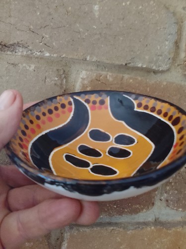 SAM WALKER WILSON small aboriginal artwork Australian pottery dish bowl ...