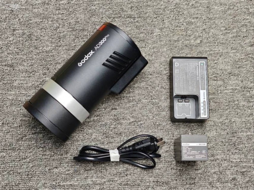 Godox AD300 Pro 95%New - 300Ws High Speed Sync TTL Flash 2.4G X System ...