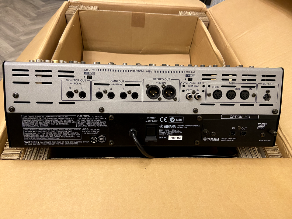 Yamaha 01v Digital Mixing Console & MIDI controller with MY8AT ADAT ...