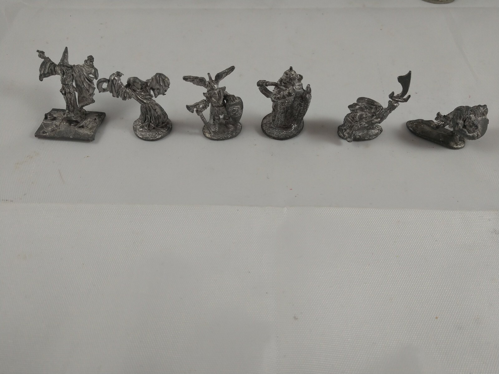 24 Ral Partha TSR and Grenadier 25mm Scale Miniatures (box set is not ...