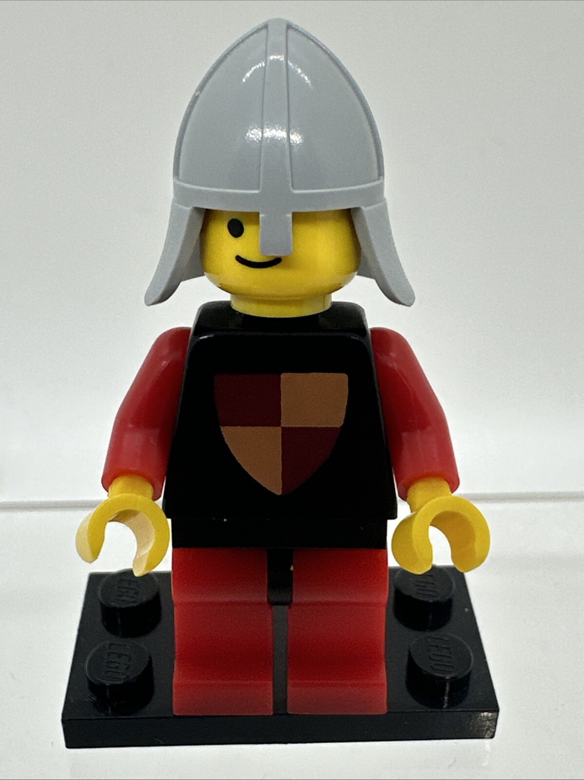 Lego Classic Knights Tournament Knight Minifigure cas229new Reissue | eBay