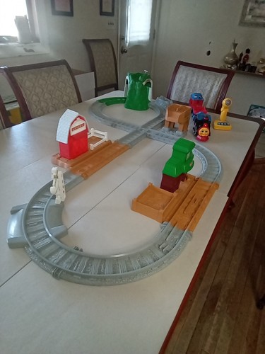 VTG Mattel Fisher Price 1999 Toots The Train Set with Remote, turns on ...