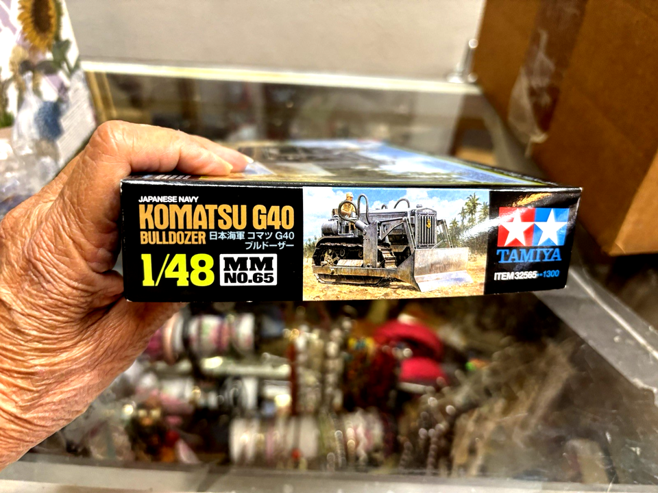Tamiya, Japanese Navy Komatsu G40 Bulldozer Model Kit #32565, Scale 1/ ...