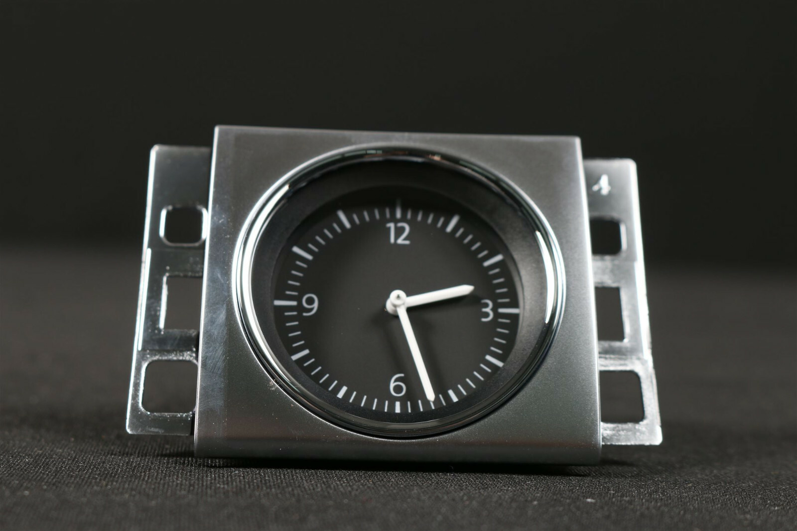 105km VW Passat CC & B7 Zeituhr Uhr Schalttafel 3AA919204A Dashboard ...