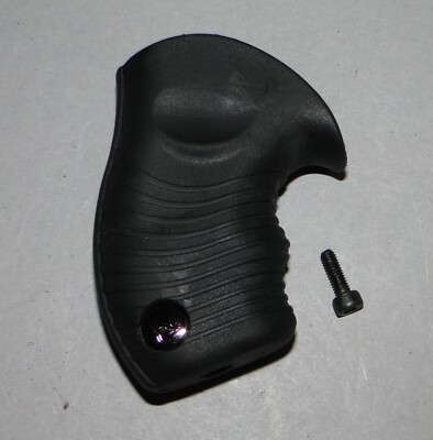 Taurus® Factory Standard Grip & Screw for 605 Poly Black 10029818 *605 ...