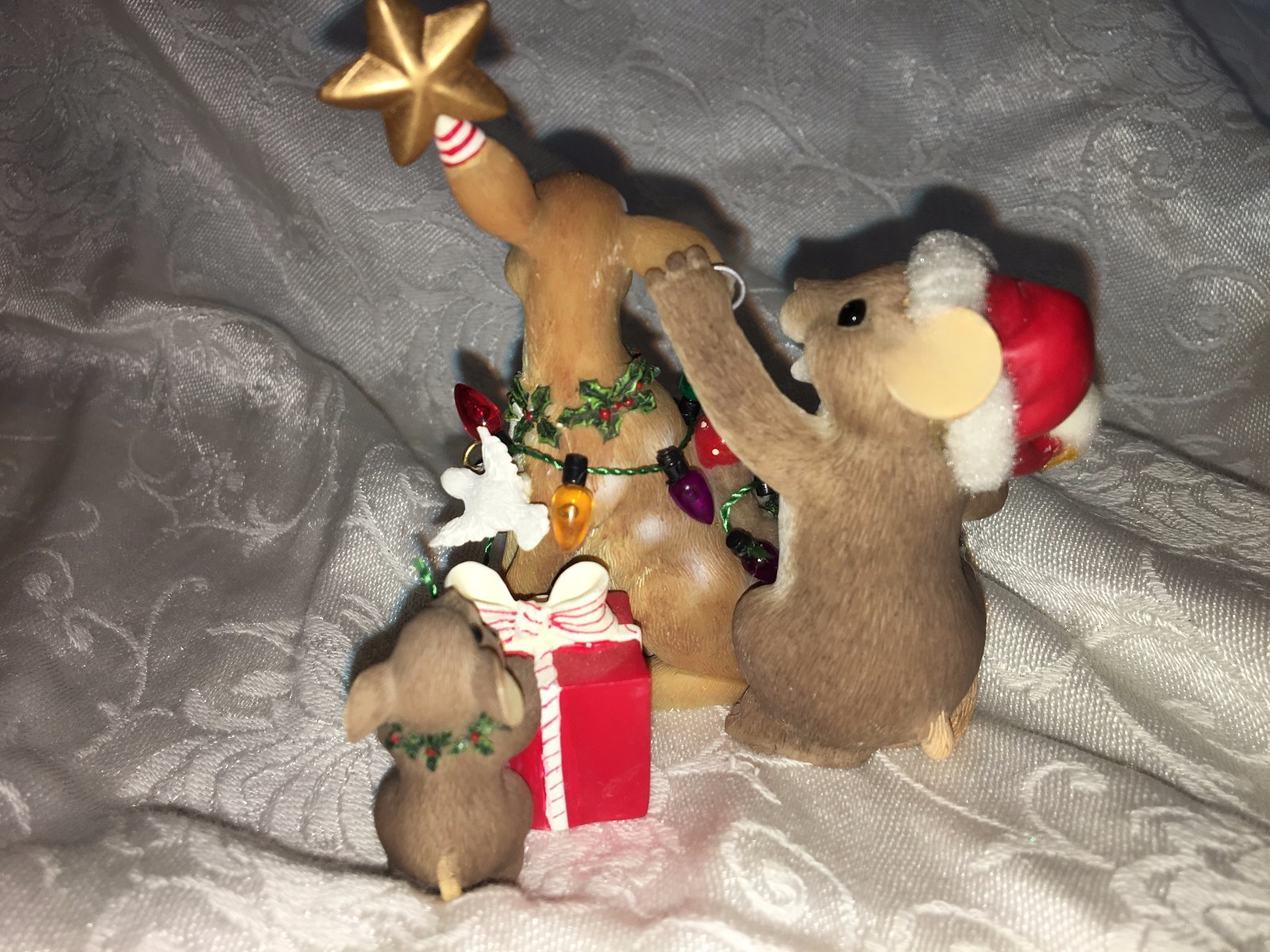 Charming Tails "FRIENDS DECORATE OUR LIVES" DEAN GRIFF CHRISTMAS ...