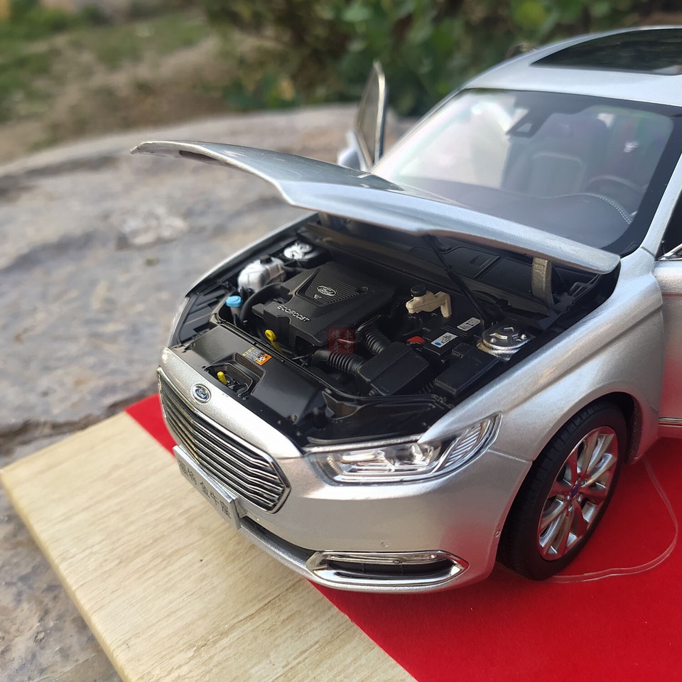 1:18 FORD Taurus diecast model Silver Color | eBay