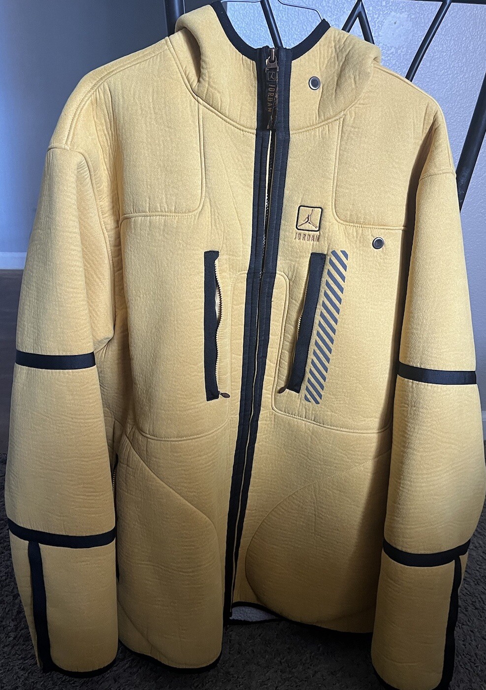 MICHAEL JORDAN Jacket 🧥 medium 👍 Winter 🥶 - Gem