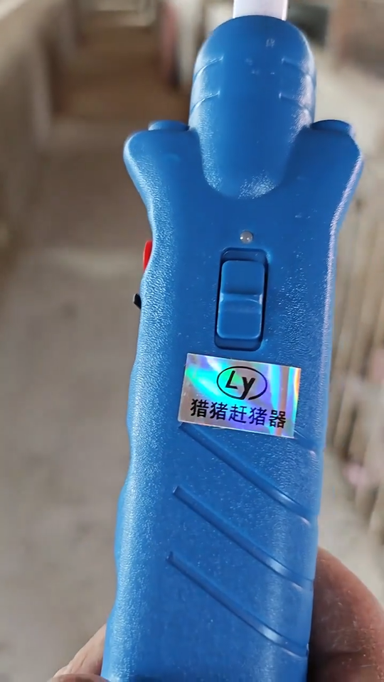 Livestock Prod Electric Cattle Prod Rechargeable Safety Animal Hot Shot ...