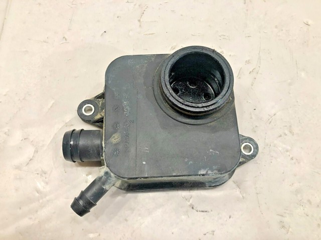 Cummins 3957987 Crankcase Breather Vent Filter Housing for sale online ...