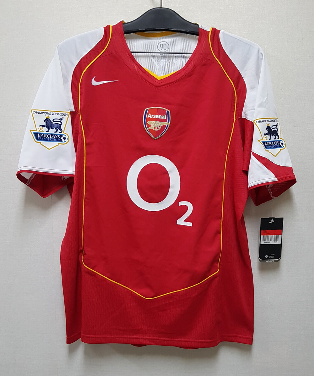 2004-05 Arsenal Home S/S no.10 BERGKAMP Premier league 04-05 2004-05 Arsenal Home S/S no.10 BERGKAMP Premier league 04-05