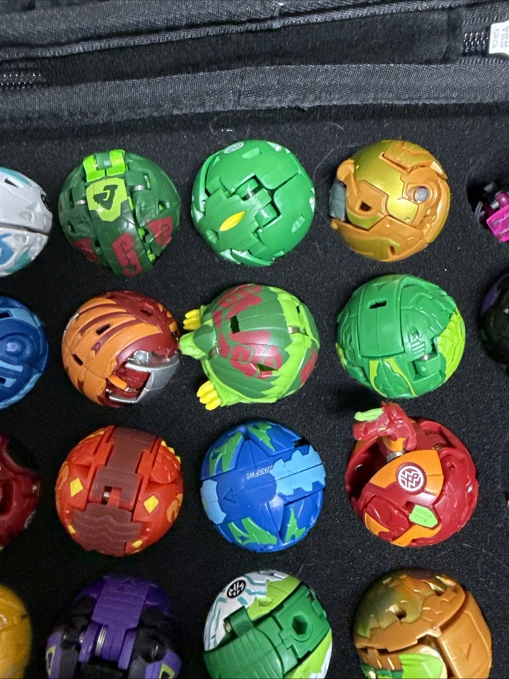 Bakugan Battle Brawlers Lot Of 17 With Carry Case | eBay