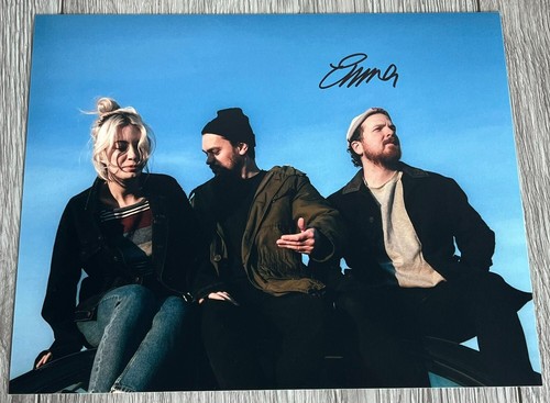 EMMANUELLE EMMA PROULX SIGNED AUTOGRAPH MEN I TRUST 8x10 PHOTO A w ...