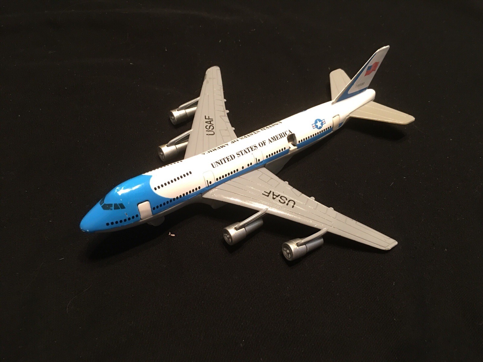 = USAF UNITED STATES OF AMERICA AIR FORCE ONE 8'' X 6.5'' DIE CAS PLANE ...
