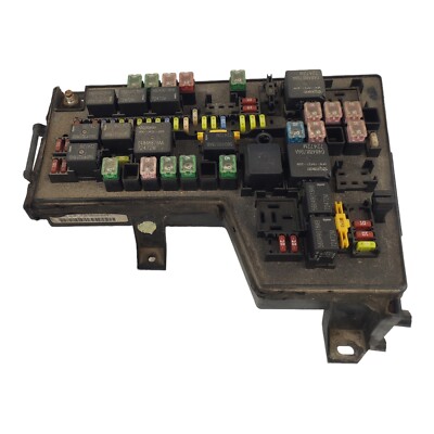 2005-2007 Dodge Dakota OEM Fuse Box Relay Control Module Unit 04839703AH