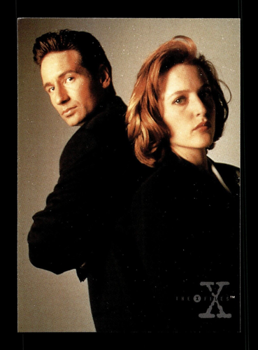 1996 Topps The X-Files #2 - Fox Mulder & Dana Skully - Title Card | eBay