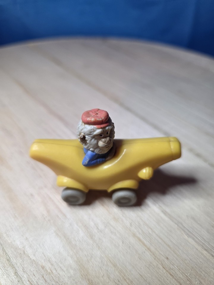 Vintage 1994 Richard Scarry's Busytown Busy Town Monkey in Banana Car ...