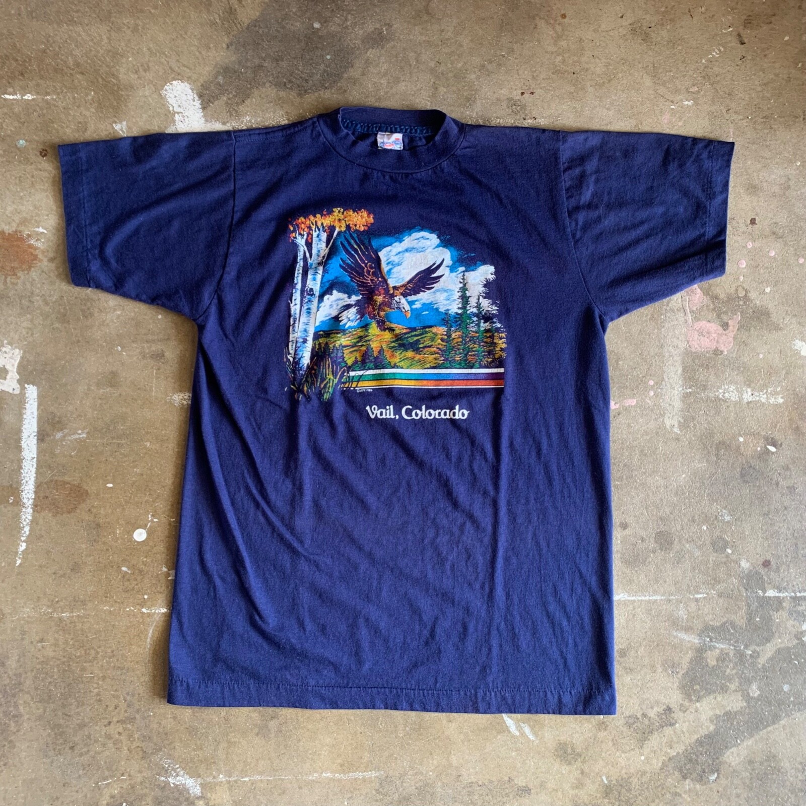 80s VINTAGE VAIL COLORADO SKI RESORT SOUVENIR T-SHIRT… - Gem