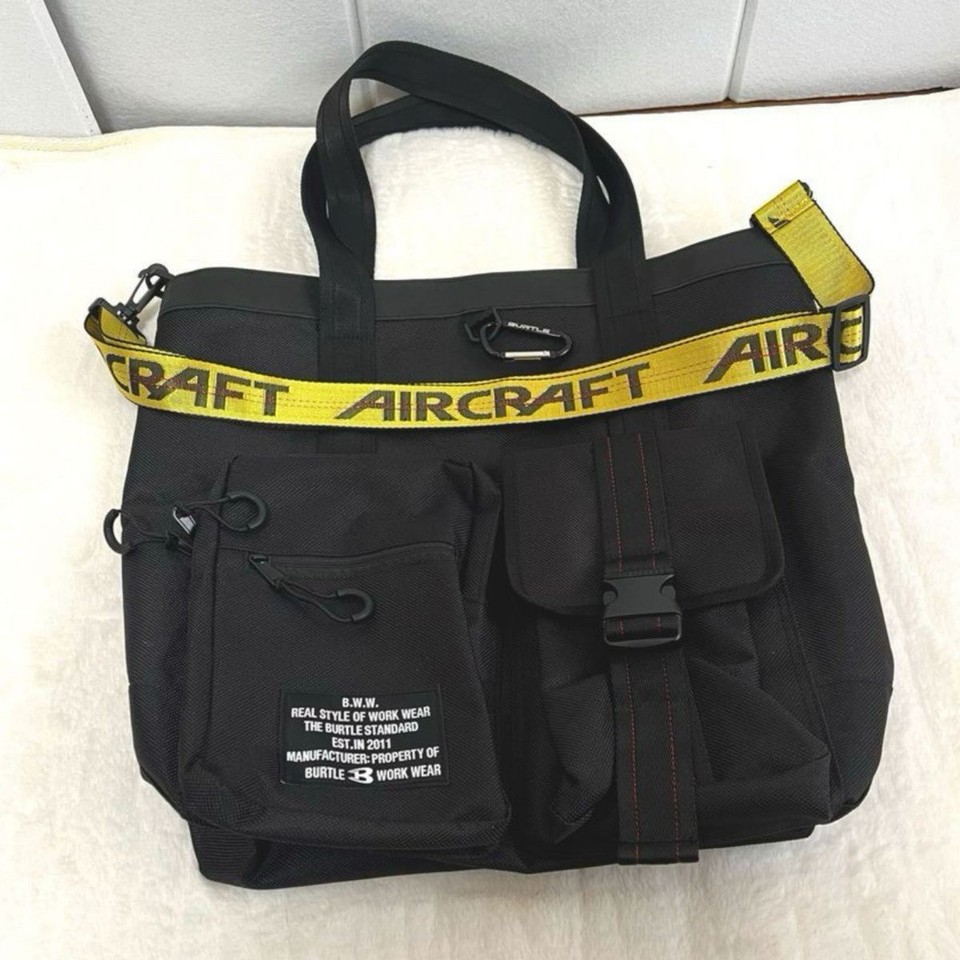 Borsa a tracolla Burtle Limited 4069 logo aereo rigida rara usata dal ...