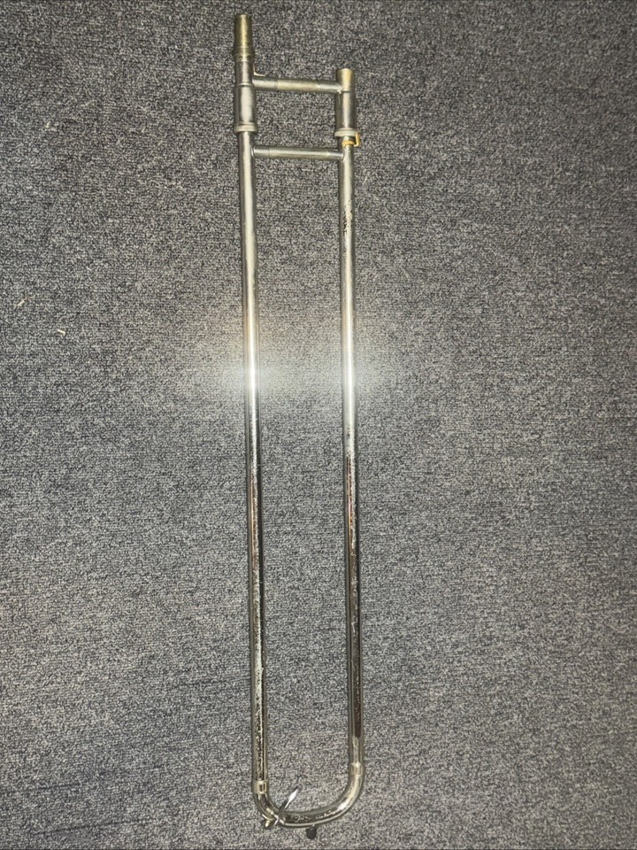 Bach Corporation 50B2L Bass Trombone Lacquer LW Nickel Slide Bb/F/Eb ...