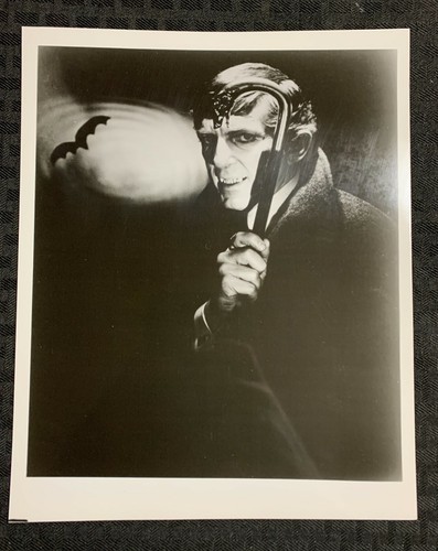DARK SHADOWS 8x10" Black & White Photo #17 VF+ 8.5 Barnabas Collins ...