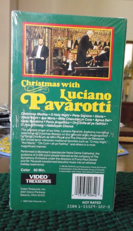 CHRISTMAS WITH LUCIANO PAVAROTTI (VHS, VIDEO TREASURES, 1989) - NEW ...