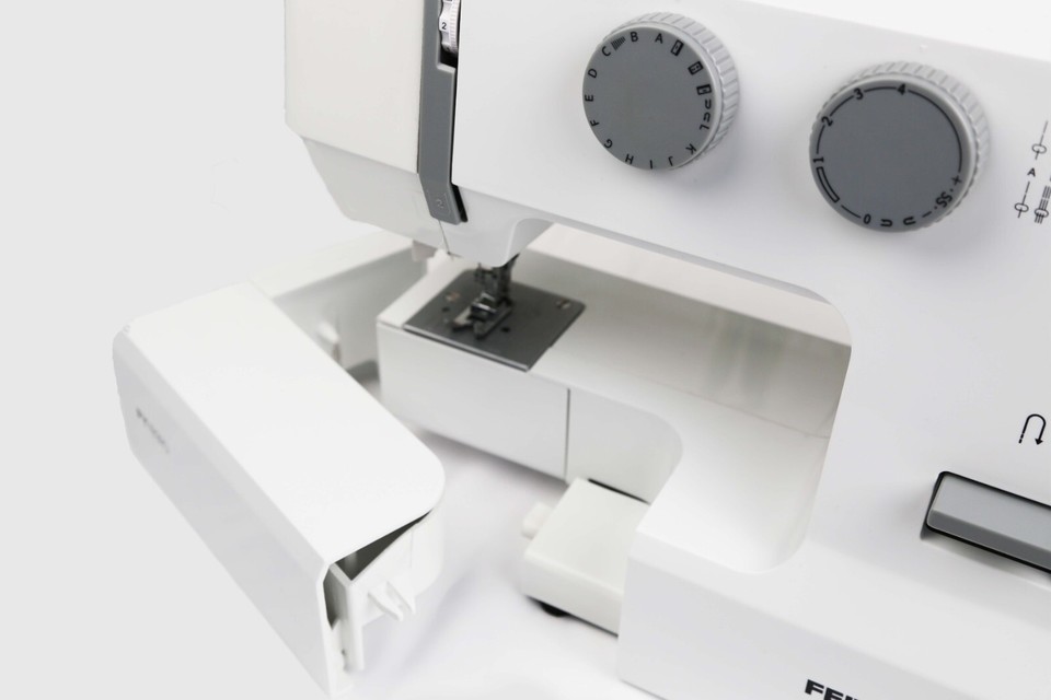 Feiyue FYe310 Sewing Machine - Powerful 100W Motor - 24 Stitches ...