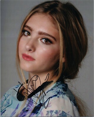 WILLOW SHIELDS Authentic Hand-Signed "The Hunger Games" 8x10 Photo | eBay