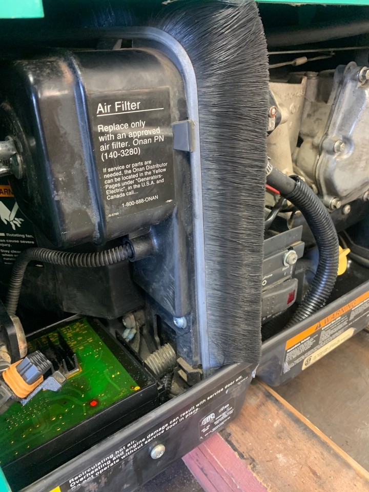 Onan Microquiet 4000 Watt Rv Generator Gasoline fired 4kw 120v 33 amp ...