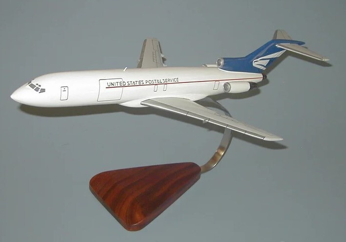USPS United States Postal Service Boeing 727-200 Desk Model 1/100 SC ...