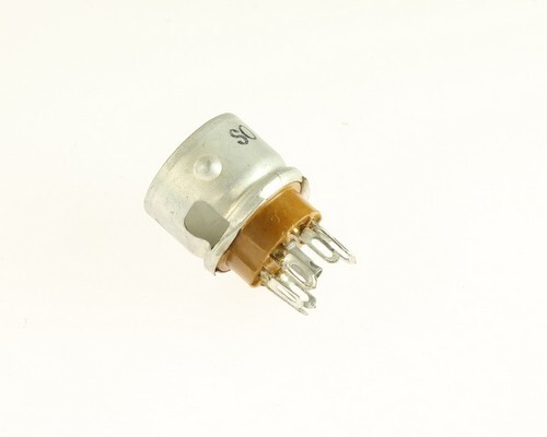 LOT OF 25 SO-10-M EBY CONNECTOR TUBES SOCKETS | eBay