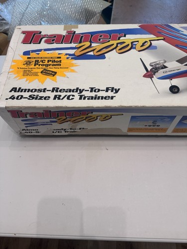 Thunder Tiger Trainer 2000 ARF Kit w/ MDS .40 Engine & 1 Futaba Servo ...