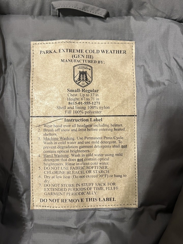 US Army Cold Weather Parka ECWCS Gen III Level 7 PCU Size Small Foliage ...