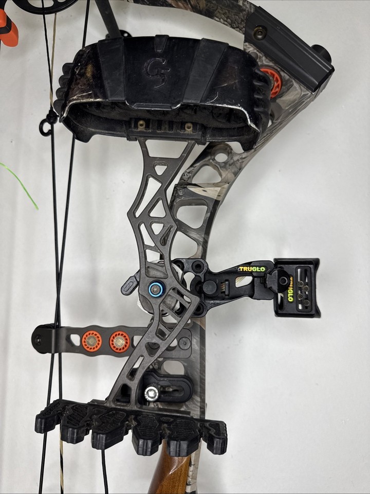 Mathews Switchback RH 70lbs 28” 5-Pin Sight Drop Away Rest New String ...