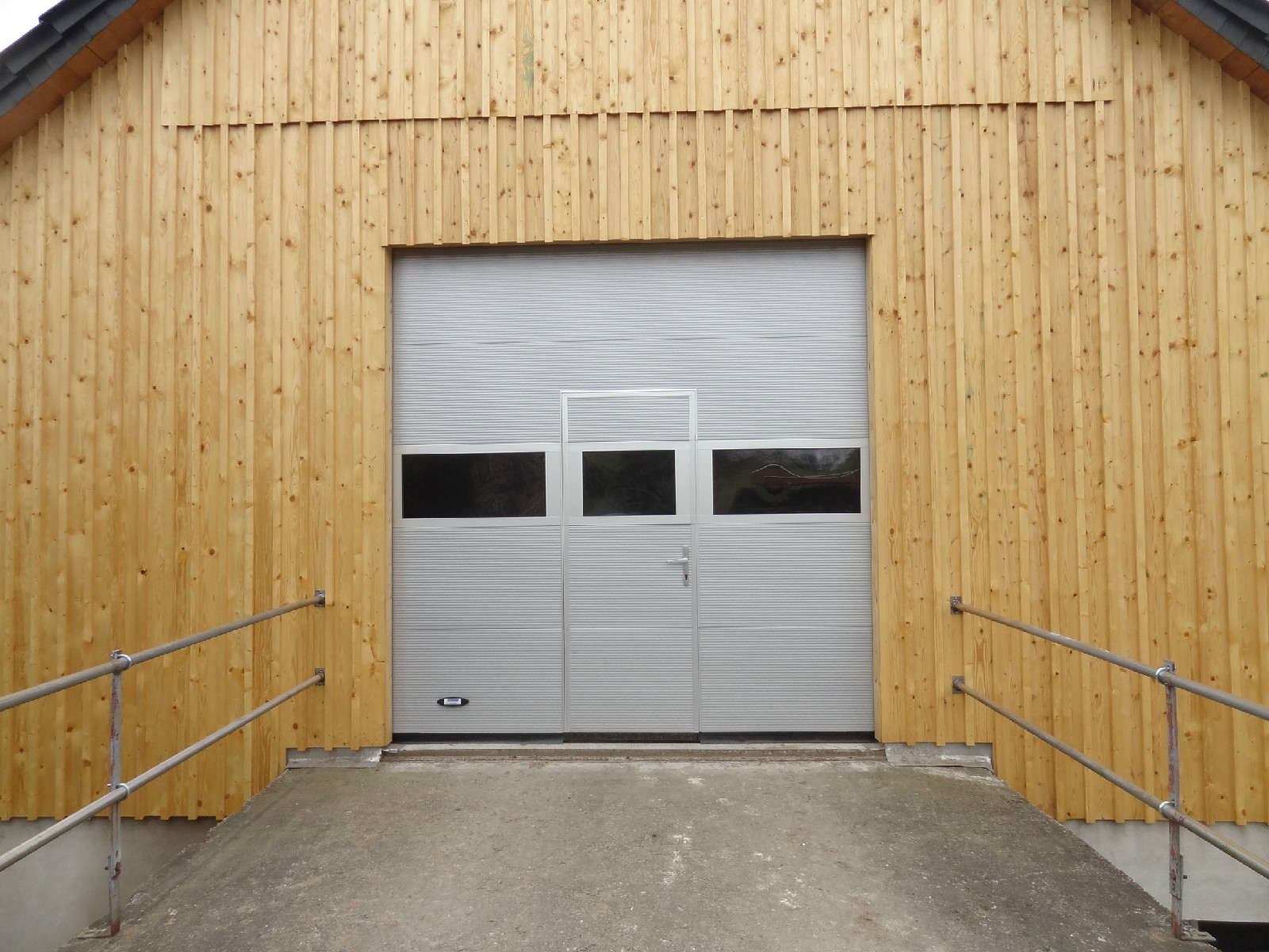 Industrietor Hallentor Werkstatttor Sektionaltor Rolltor Tor ISO 40 4 x ...