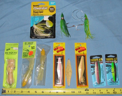 Lot 11 Vintage Fishing Lures - Buzz Bombs, B2 Squids, Coyote Spoons ...
