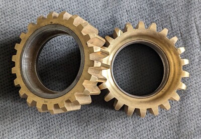 2 Ecrous d'échappement neufs 350 TERROT culbutée (Fabrication CHAMBRIER ...