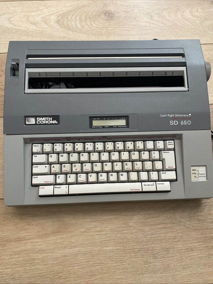 Smith Corona SD 650 Electric Typewriter w Spell Right Dictionary ...