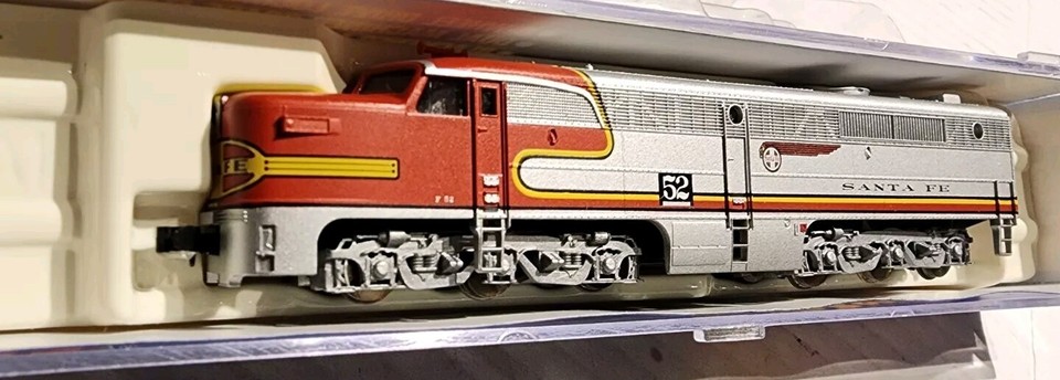Life-Like N Scale Alco PA Diesel Locomotive AT&SF #52 | eBay