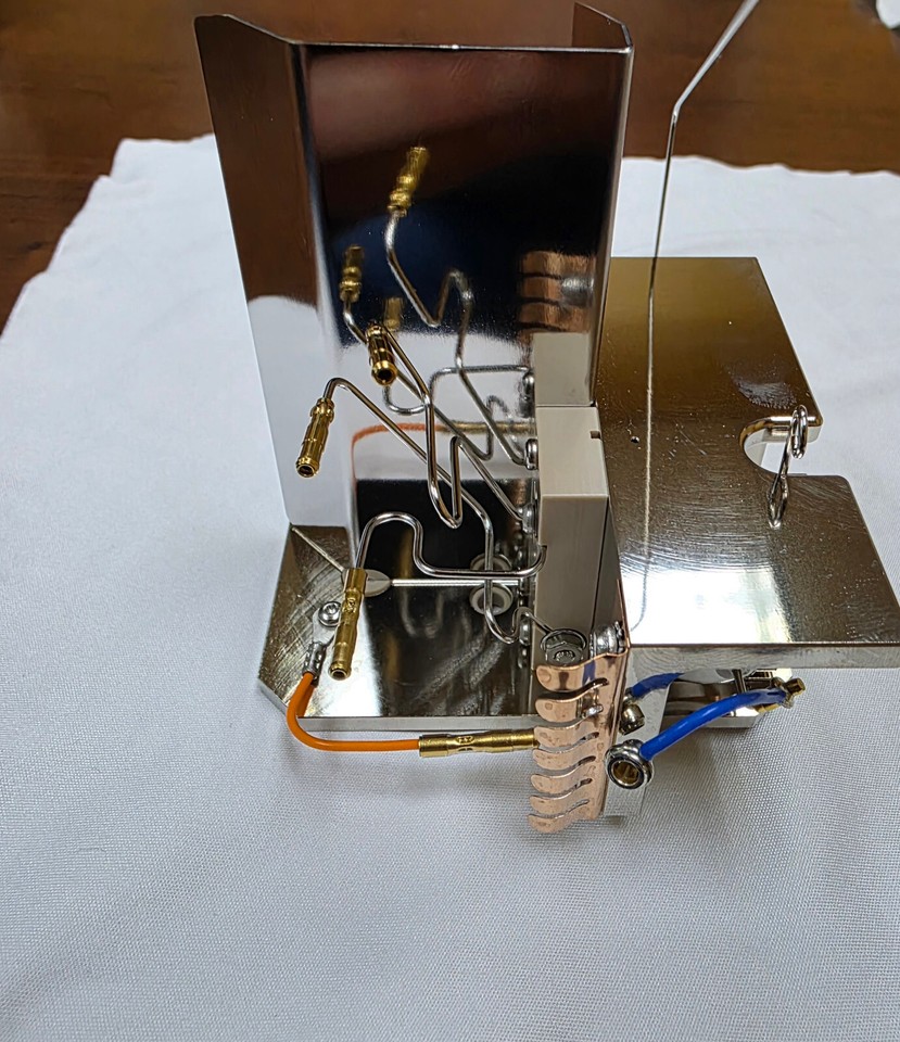 Agilent G7002-80105 HED Detector Assembly, W-Iris Lens | eBay