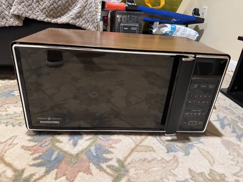 Vintage General Electric Spacemaker II Microwave Woodgrain model 001 | eBay