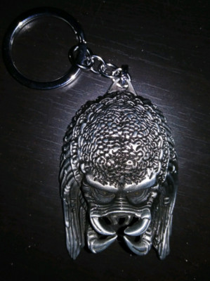 Predator / Predators Metal Keychain - Horror Sci-Fi Movie key ring vs ...