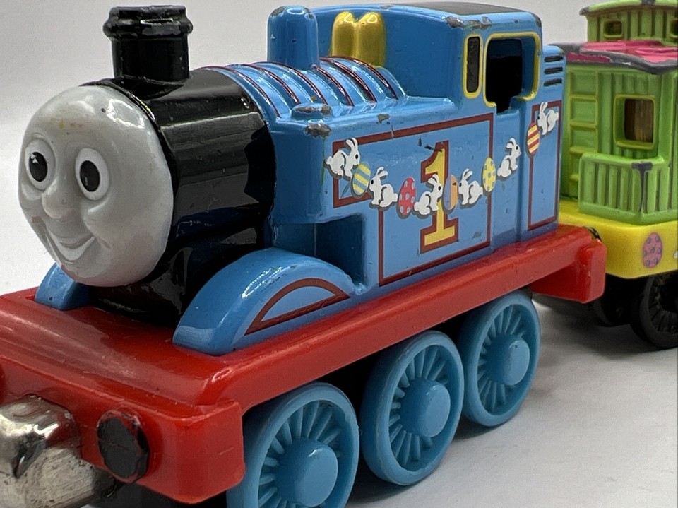 Thomas & Friends Take N Play Along Diecast THOMAS & EASTER TRAIN SET ...