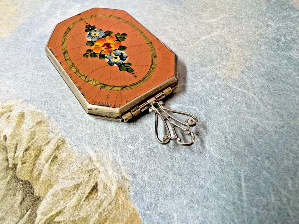 Tiny Antique Enamel Flapper Dance Compact Pendant Vanity Case Chic ...